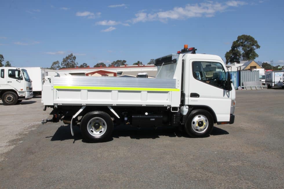 A Guide to the Versatility of Tipper Trucks | Blog | SCTR